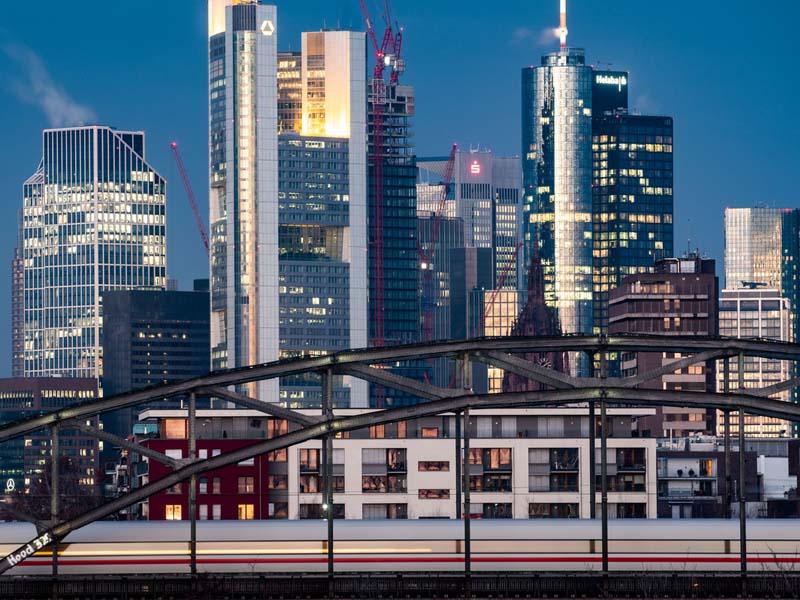 L’UE accuse huit banques d’entente sur le marché obligataire | Allnews